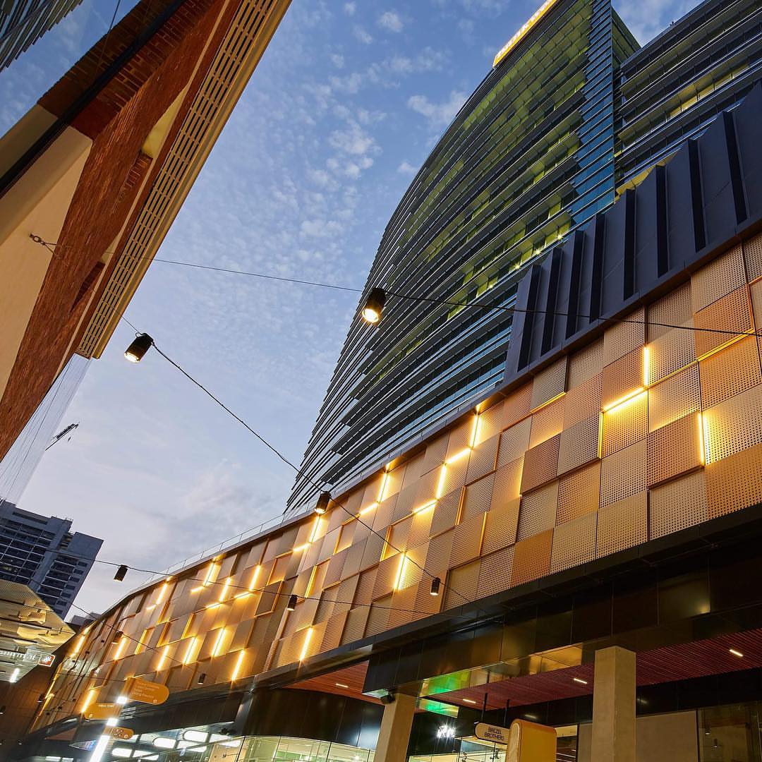 Product View - Ligman Lighting USA